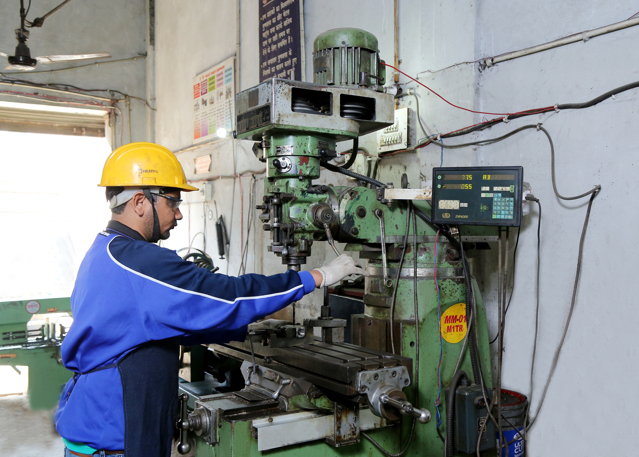 PERFECT ENGINEERS - Perfect Engineers